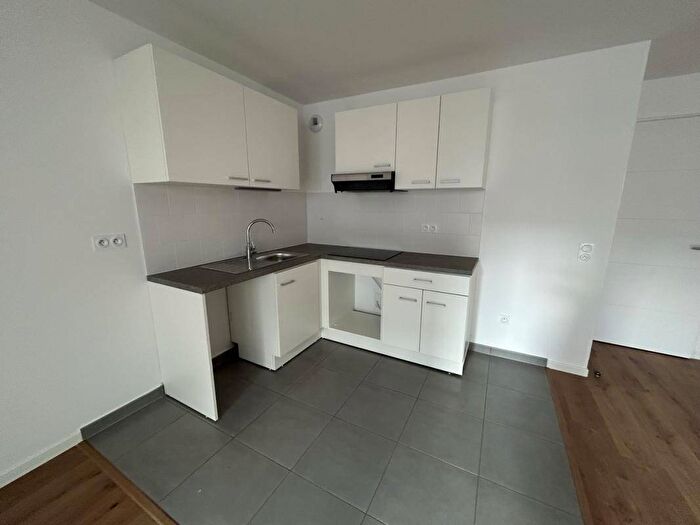 Appartement à louer - Carnot-Petit Pont-Alouettes, Alfortville - 4 pièces - 3 chambres