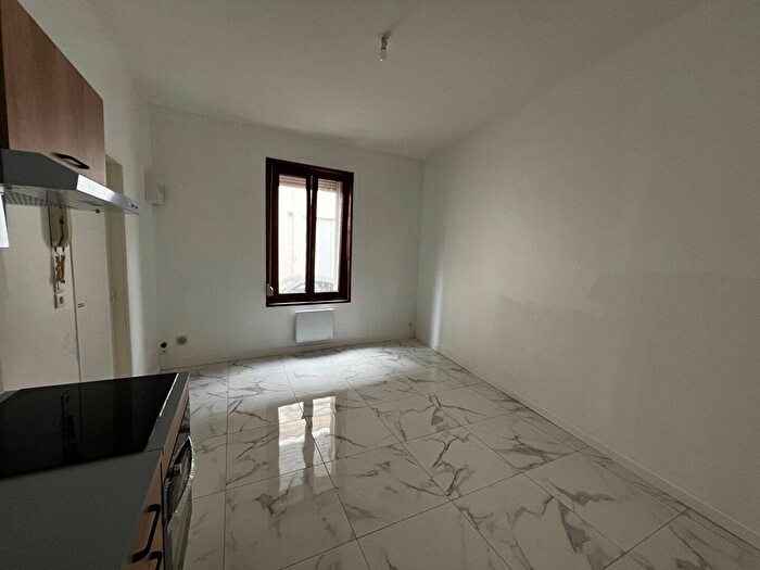 Appartement à louer - Le Quesnoy - 1 pièce