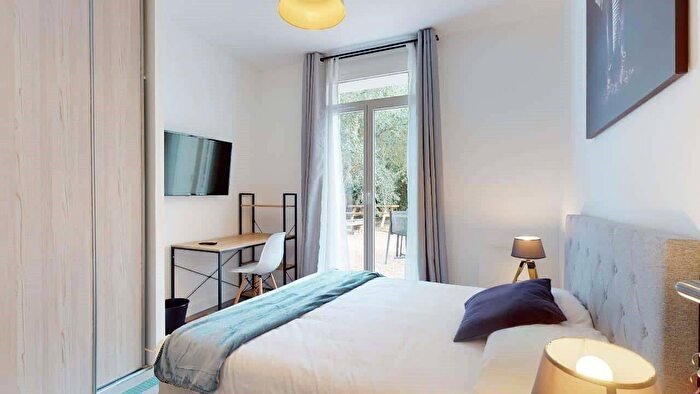 Jardin des Plantes, Nantes : Appartement 1 pièce à louer