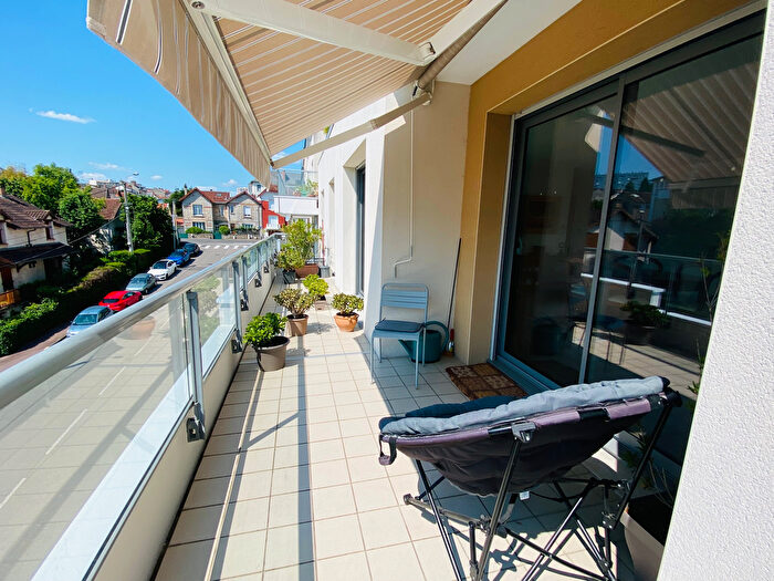 Appartement à louer - Limoges, Centre-ville, Hôtel de Ville, Emailleurs - 6 pièces - 3 chambres