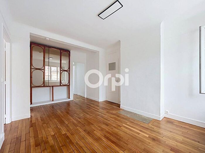 Gournay-Jaurès-Gare, Creil - Appartement 4 pièces à louer
