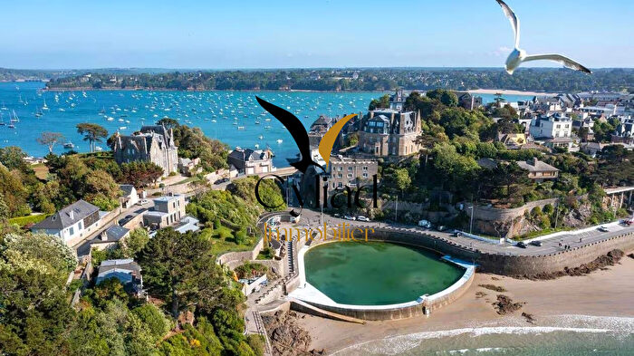 Appartement à vendre - Dinard, Centre-ville, Plage de lEcluse, Pointe du Moulinet - 2 pièces - 1 chambre