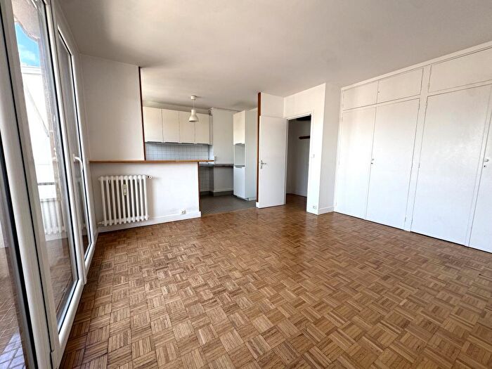 Appartement 2 pièces à vendre - Viroflay, Rive Gauche, Verdun, Gare, Forêt Domaniale de Meudon