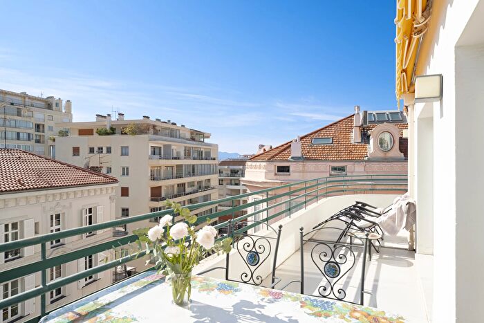 Appartement à vendre - Cannes, Centre-ville - 3 pièces
