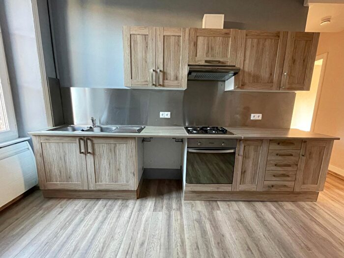 Appartement à louer - Annonay, Centre-ville - 4 pièces - 3 chambres