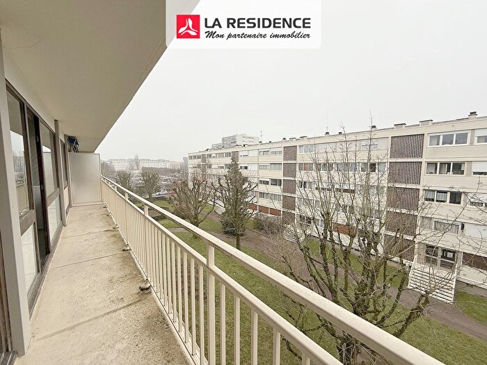 Vélizy-Villacoublay, Le Mail : Appartement 3 pièces à vendre