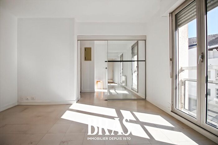 Appartement à vendre - Vannes, Centre-ville, Le Port - 2 pièces - 1 chambre