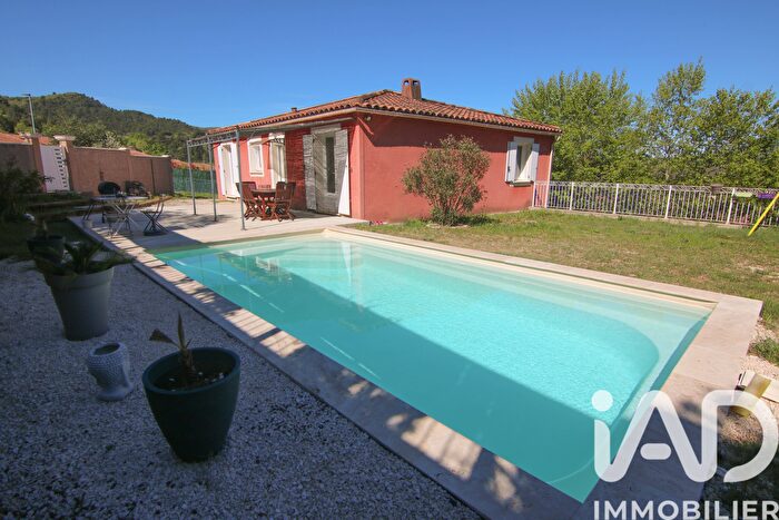 Maison à vendre - Mazaugues - 5 pièces - 3 chambres