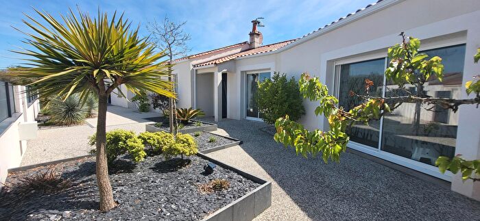 Maison 7 pièces à vendre - Longeville-sur-Mer
