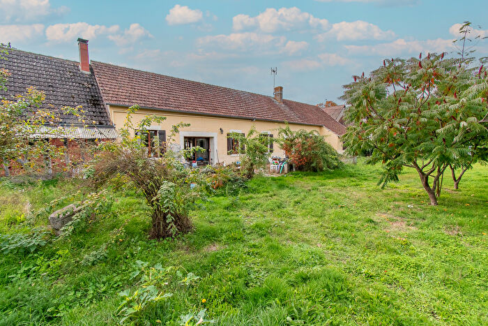 Maison 6 pièces à vendre à Theillay