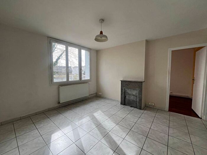 Appartement à louer - Couronne Centrale, Bourges - 3 pièces - 2 chambres