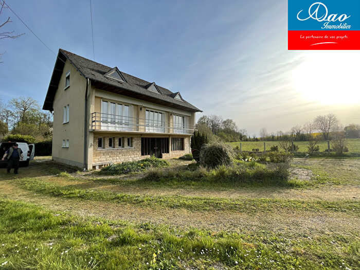 Maison 7 pièces à Estissac, à vendre