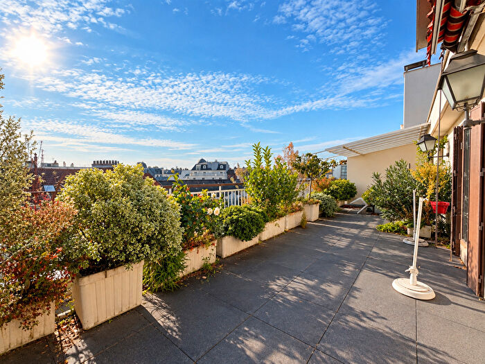 Puteaux, Centre-ville : Appartement 3 pièces à vendre