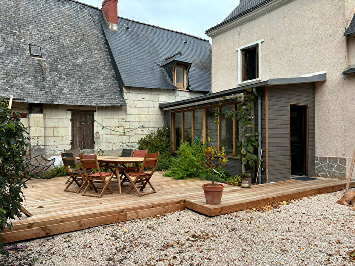 Maison à vendre - Beaufort-en-Vallée - 5 pièces - 4 chambres