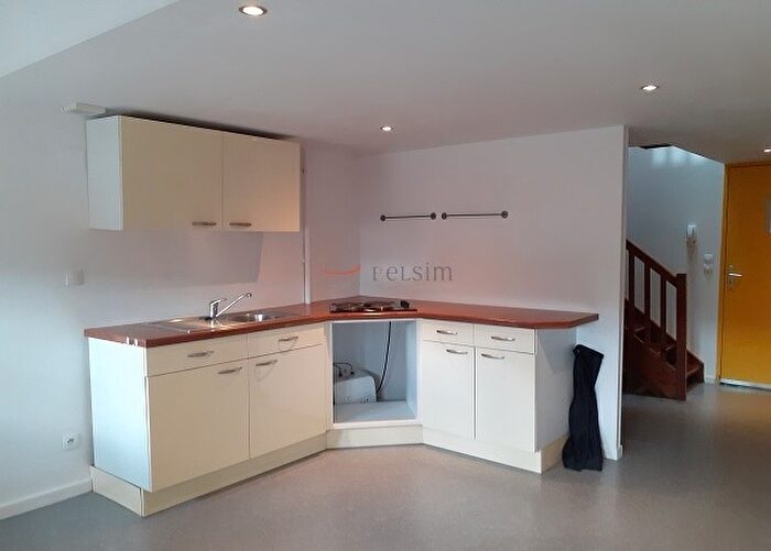 Appartement à louer - Sierck-les-Bains - 2 pièces - 1 chambre