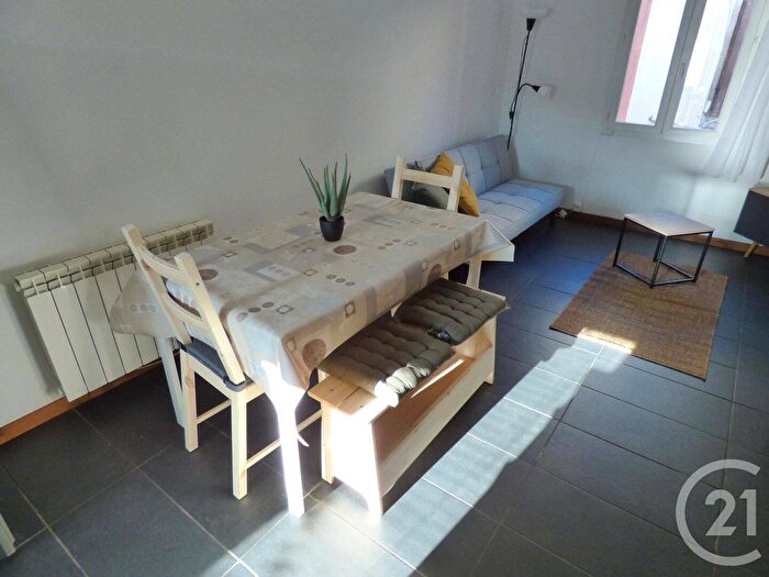 Nans-les-Pins : Appartement 2 pièces à louer