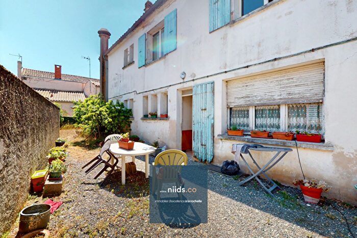 Maison à vendre - Taugon - 6 pièces - 5 chambres