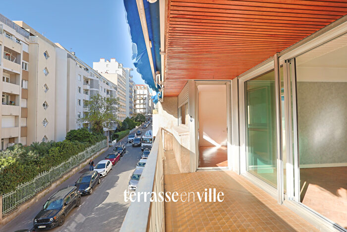 Marseille 8ème, Perier : Appartement 3 pièces à vendre