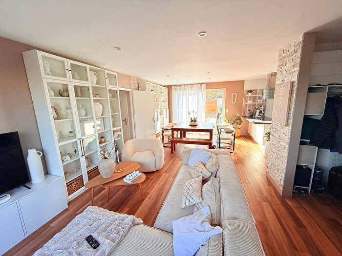 Maison à vendre - Saint-Clar-de-Rivière - 4 pièces - 3 chambres