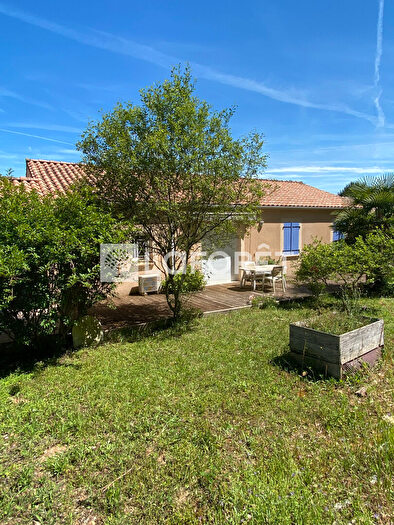 Espère : Maison 4 pièces à vendre