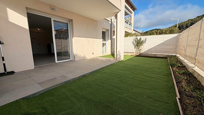 Appartement à vendre - Saint-Zacharie - 2 pièces - 1 chambre