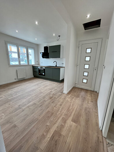 Maison à louer - Saint-Marcel - 2 pièces - 1 chambre