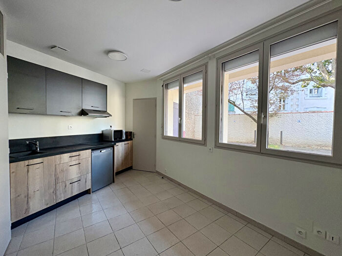 Appartement à louer - Poitiers, Centre-ville - 1 pièce