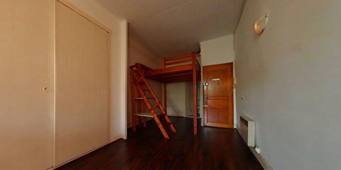 Villeurbanne, Charmettes : Appartement 1 pièce à louer