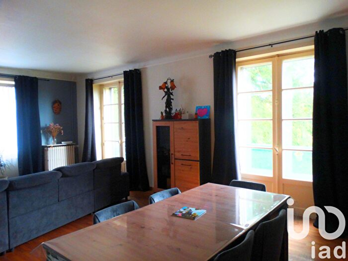 Maison à vendre - Étival-Clairefontaine - 10 pièces - 5 chambres