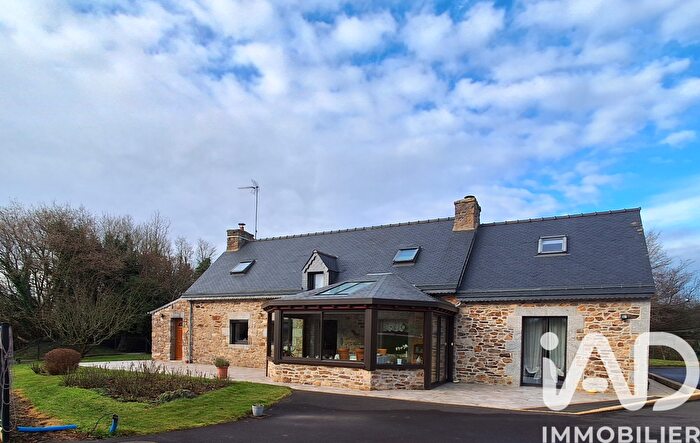 Maison à vendre - Pont-Melvez - 5 pièces - 3 chambres