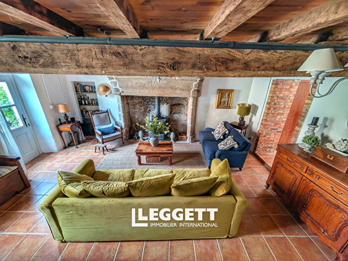 Maison 7 pièces à Saint-Sulpice-les-Champs, à vendre