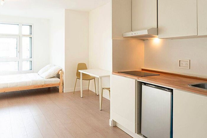 Appartement à louer - Saint-Denis - 1 pièce