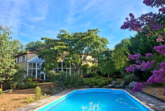 Maison à vendre - Saint-Hilaire-de-la-Noaille - 11 pièces - 5 chambres