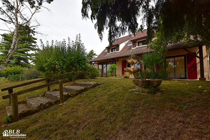 Maison à vendre - Cernay-la-Ville - 8 pièces - 5 chambres