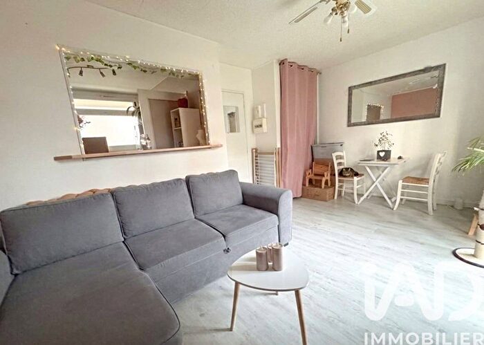 Appartement à louer - Les Neufs Saulets, Limeil-Brévannes - 1 pièce