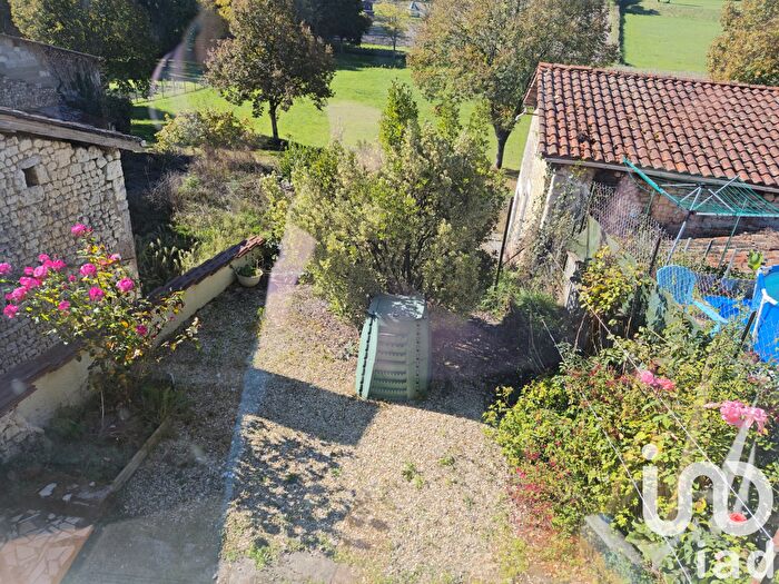 Maison à vendre - Blanzac-Porcheresse - 6 pièces - 3 chambres