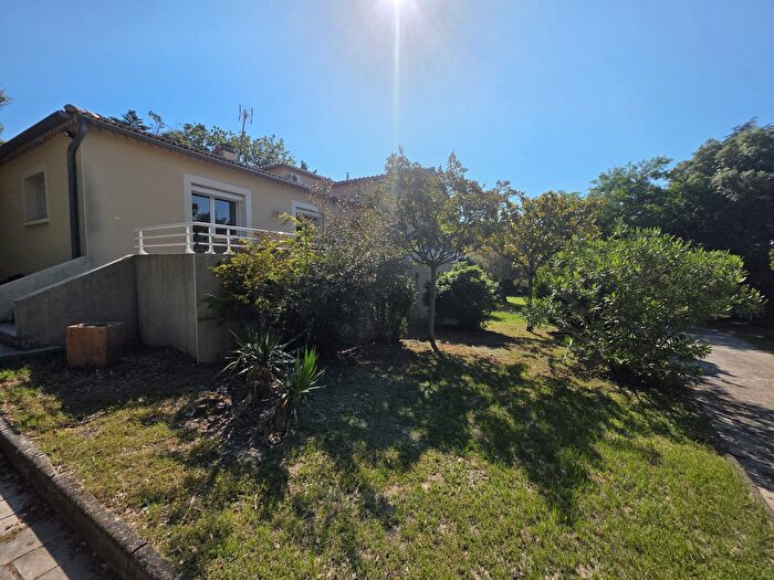 Maison 6 pièces à Malataverne, à vendre