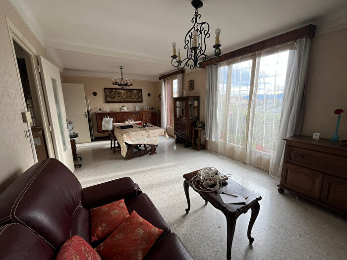 Maison à vendre - Perpignan - 5 pièces - 3 chambres