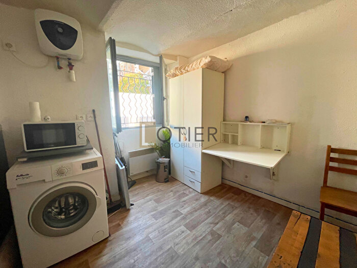 Nîmes - Appartement 1 pièce à louer