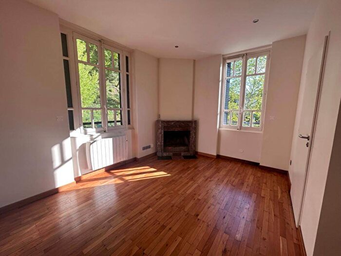 Appartement à louer - Le Vernay, Caluire-et-Cuire - 1 pièce