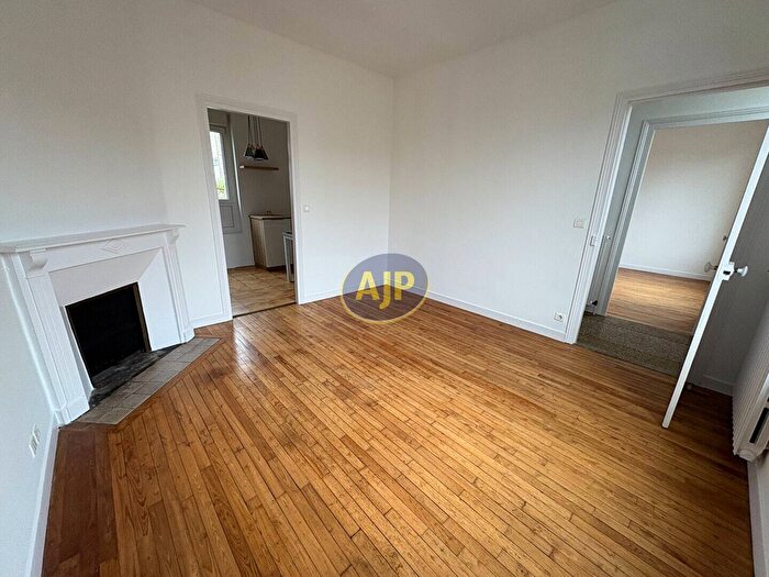 Maison à louer - Chateau Gaillard, Pontivy - 4 pièces - 3 chambres