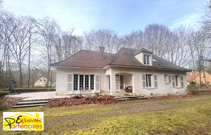 Maison à vendre - Abondant - 6 pièces - 5 chambres