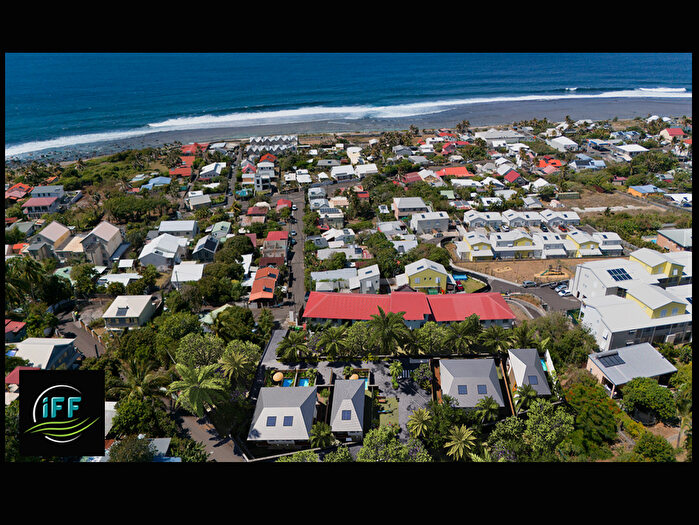 Maison à vendre - Saint-Pierre, Grand Bois - 4 pièces - 3 chambres