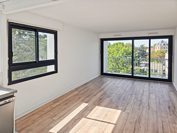 Appartement 3 pièces à vendre à Verrières-le-Buisson, Gros Chênes, Noisette, Tombeau de Molé