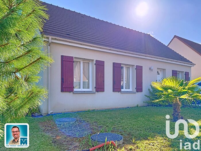 Maison à vendre - Aunay-sous-Crécy - 4 pièces - 3 chambres