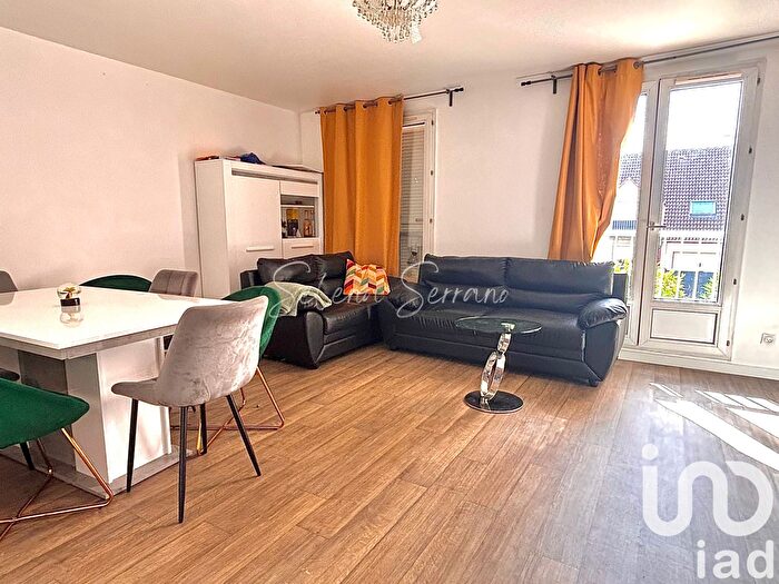 Appartement à vendre - Groslay - 4 pièces - 3 chambres