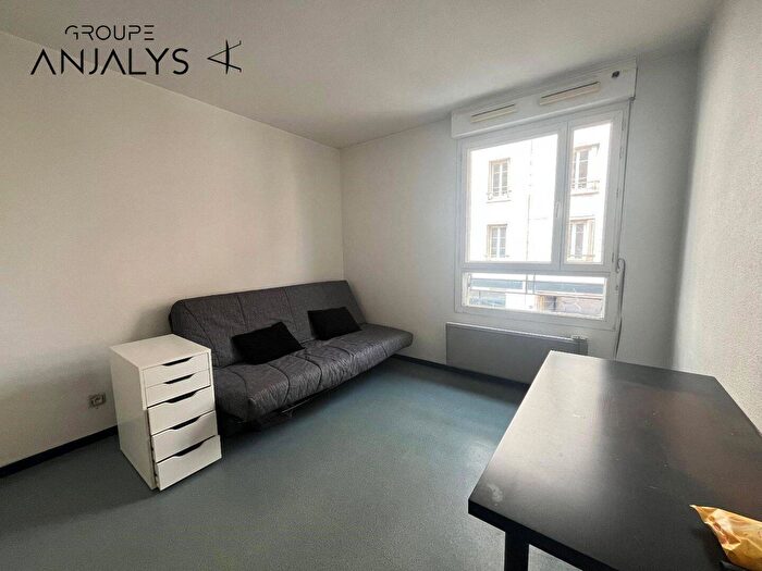 Appartement à louer - La Villette, Lyon ème arrondissement - 1 pièce