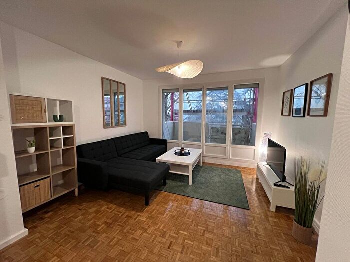 Appartement à louer - Charlier, Écully - 4 pièces - 3 chambres