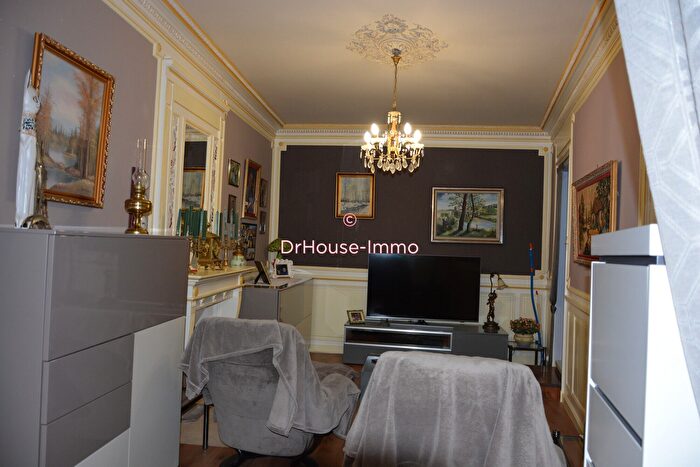 Maison à vendre - Saint-Junien - 6 pièces - 4 chambres