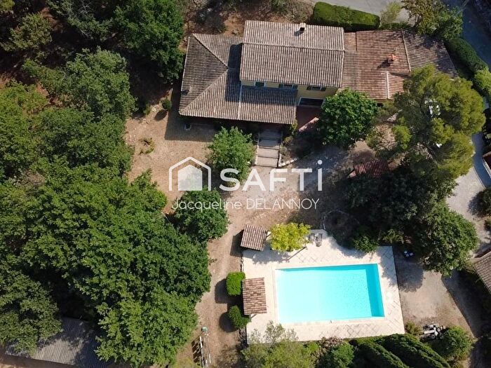 Maison 5 pièces à vendre à Fayence